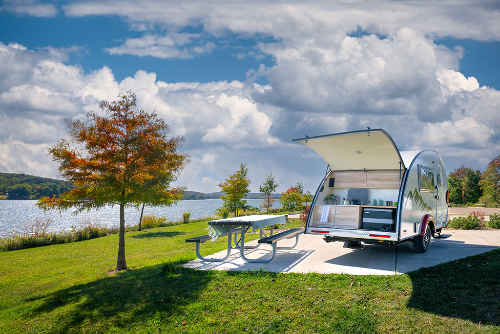 The TAB 320 CS-S Teardrop Clamshell Camper - The Motorhome Man