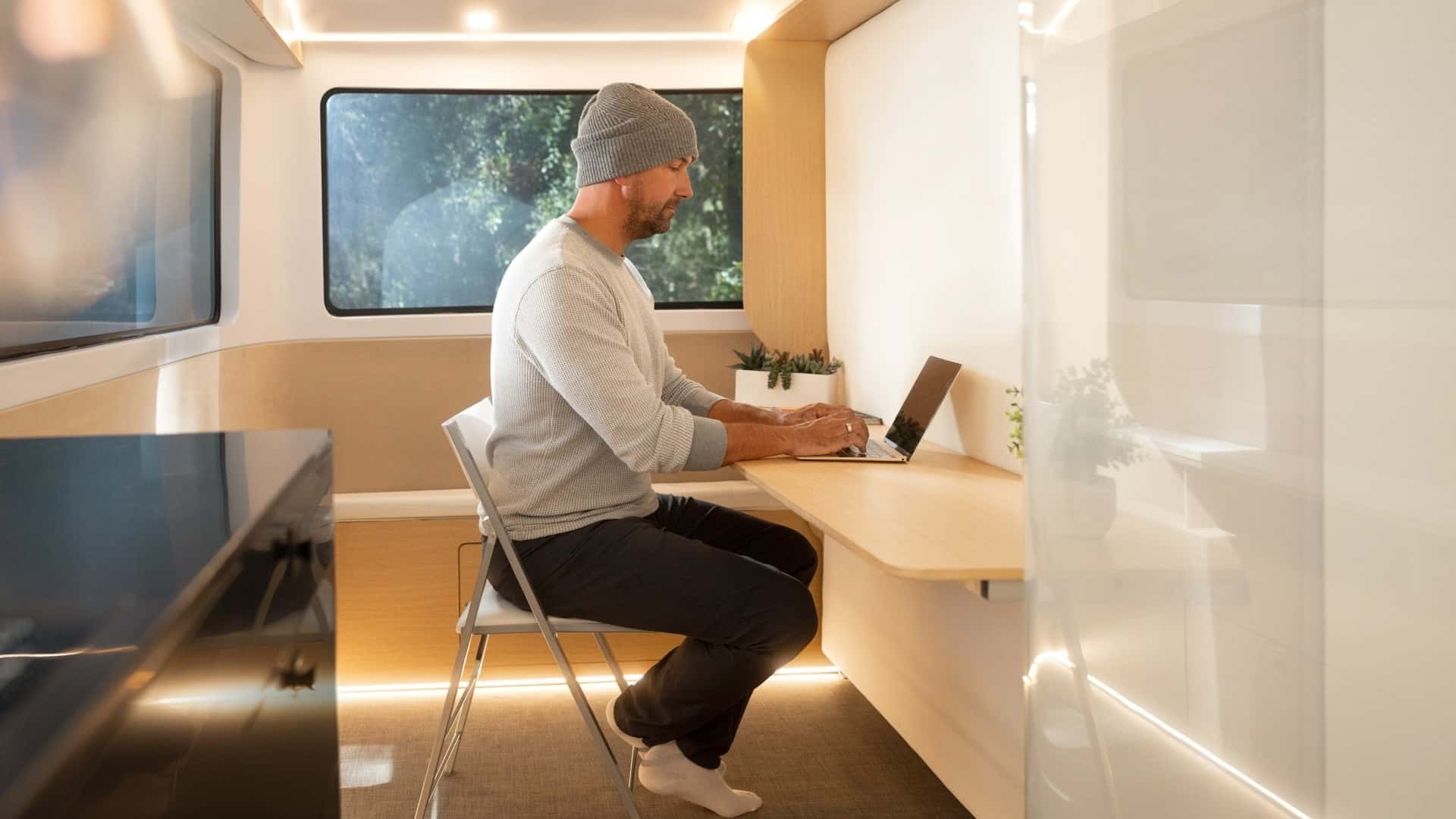 An All-Electric Travel Trailer - The Motorhome Man